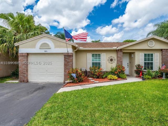 3 bedroom luxury Villa for sale in Davie, Florida