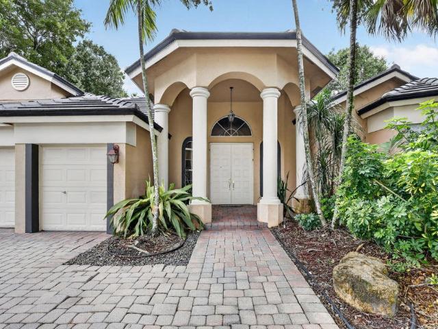 3 bedroom luxury Villa for sale in Davie, United States