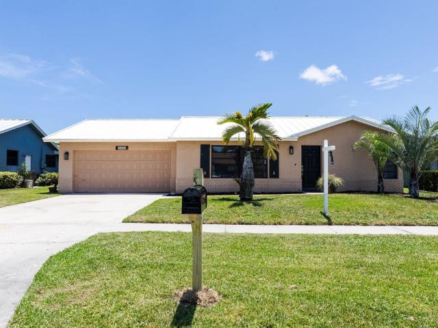3 bedroom luxury Villa for sale in Deerfield Beach, Florida