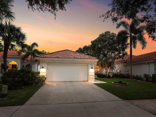 3 bedroom luxury Villa for sale in Delray Beach, Florida