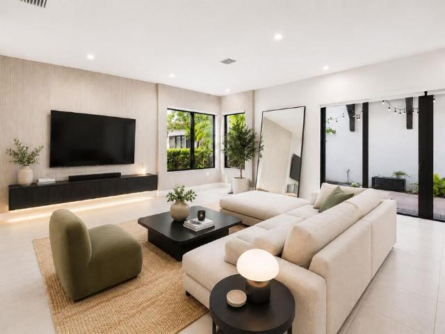 3 bedroom luxury Villa for sale in Doral, United States