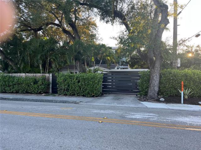 3 bedroom luxury Villa for sale in Fort Lauderdale, Florida