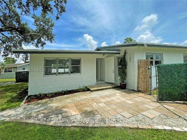 3 bedroom luxury Villa for sale in Fort Lauderdale, Florida
