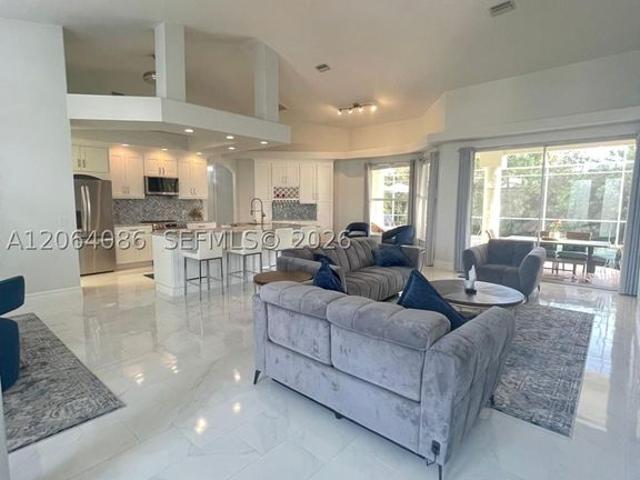 3 bedroom luxury Villa for sale in Fort Myers, Florida