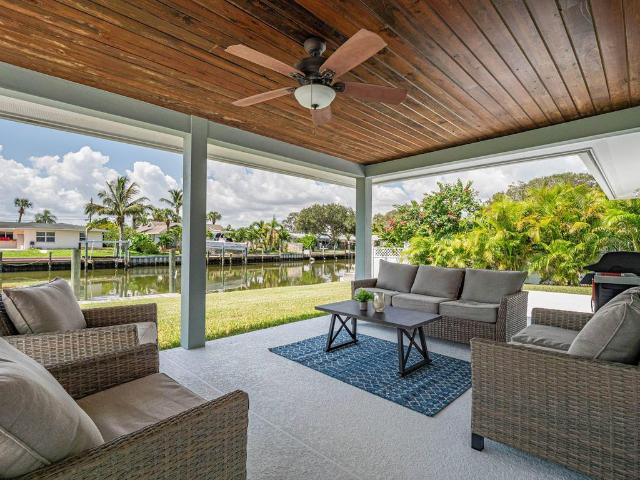 3 bedroom luxury Villa for sale in Fort Pierce, Florida