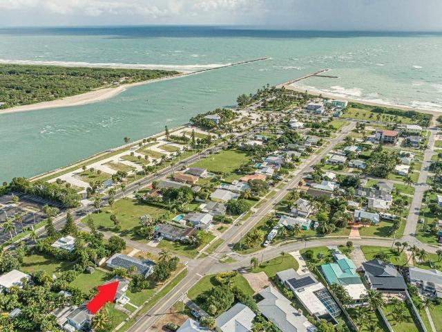 3 bedroom luxury Villa for sale in Fort Pierce, Florida
