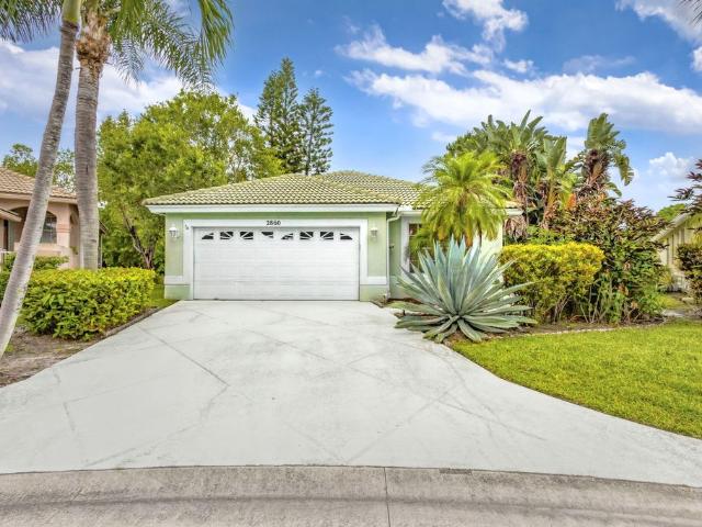 3 bedroom luxury Villa for sale in Greenacres City, Florida