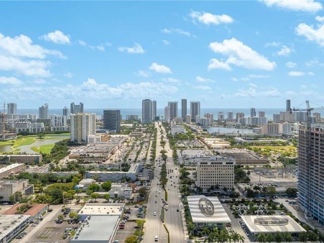 3 bedroom luxury Villa for sale in Hallandale, Florida