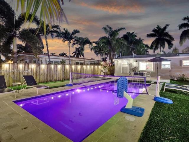 3 bedroom luxury Villa for sale in Hallandale, United States