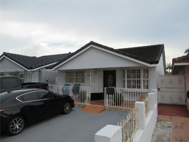 3 bedroom luxury Villa for sale in Hialeah Gardens, United States