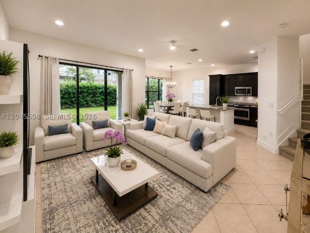 3 bedroom luxury Villa for sale in Hialeah, Florida