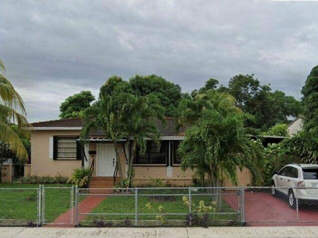 3 bedroom luxury Villa for sale in Hialeah, United States