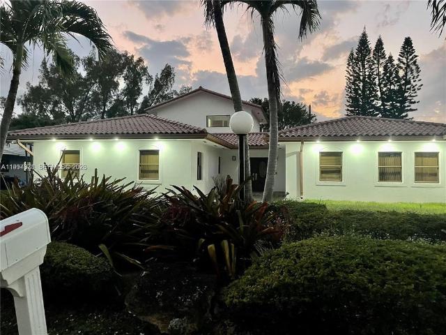 3 bedroom luxury Villa for sale in Hialeah, United States