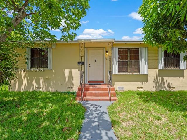 3 bedroom luxury Villa for sale in Hialeah, United States