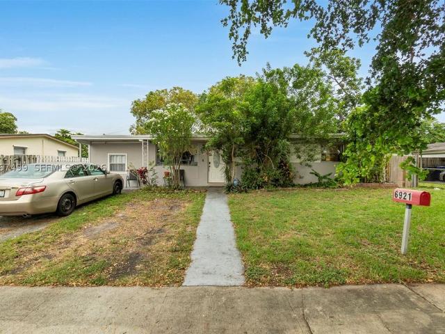3 bedroom luxury Villa for sale in Hollywood, United States