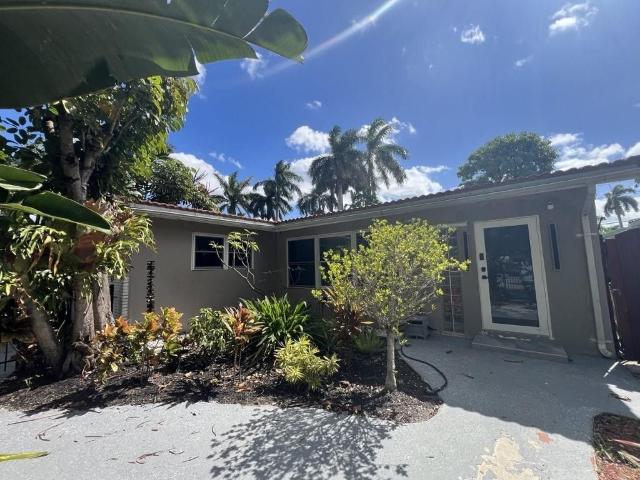 3 bedroom luxury Villa for sale in Hollywood, Florida