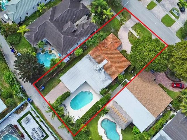 3 bedroom luxury Villa for sale in Hollywood, Florida