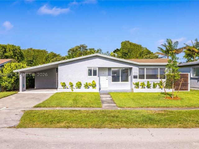 3 bedroom luxury Villa for sale in Hollywood, Florida