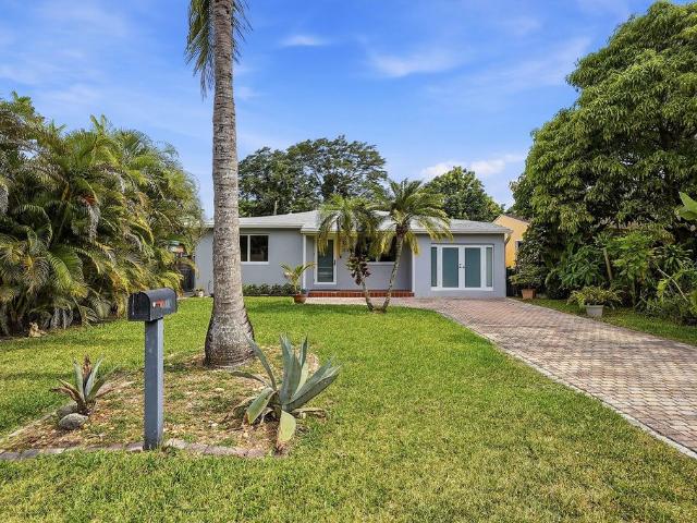 3 bedroom luxury Villa for sale in Hollywood, Florida