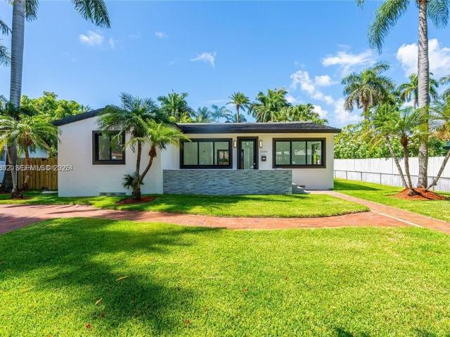 3 bedroom luxury Villa for sale in Hollywood, Florida