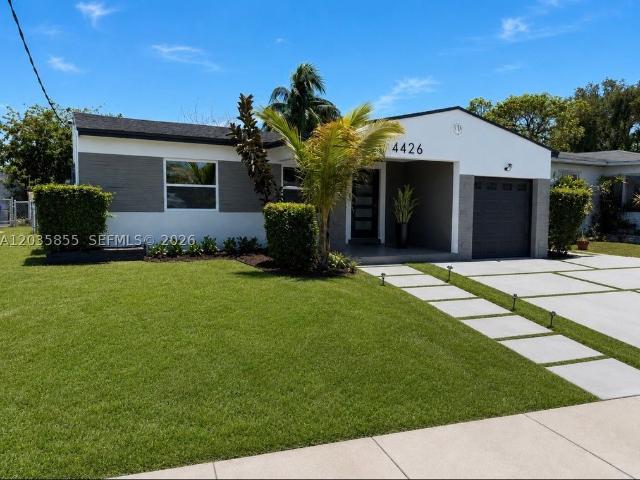 3 bedroom luxury Villa for sale in Hollywood, Florida