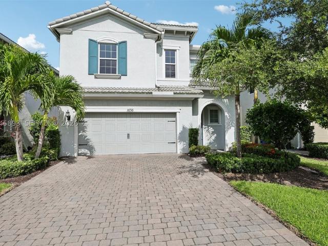 3 bedroom luxury Villa for sale in Hollywood, Florida