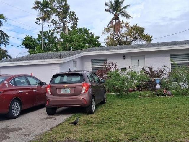 3 bedroom luxury Villa for sale in Hollywood, Florida