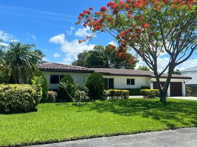 3 bedroom luxury Villa for sale in Hollywood, Florida