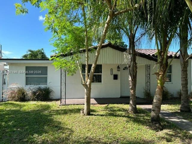 3 bedroom luxury Villa for sale in Hollywood, Florida