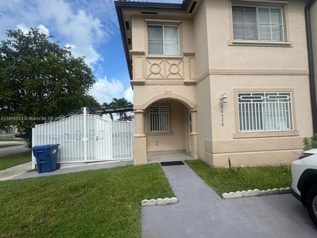 3 bedroom luxury Villa for sale in Homestead, Florida