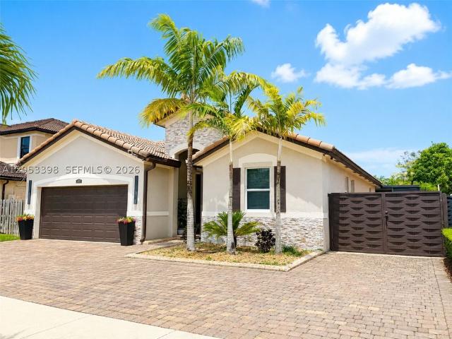 3 bedroom luxury Villa for sale in Homestead, Florida