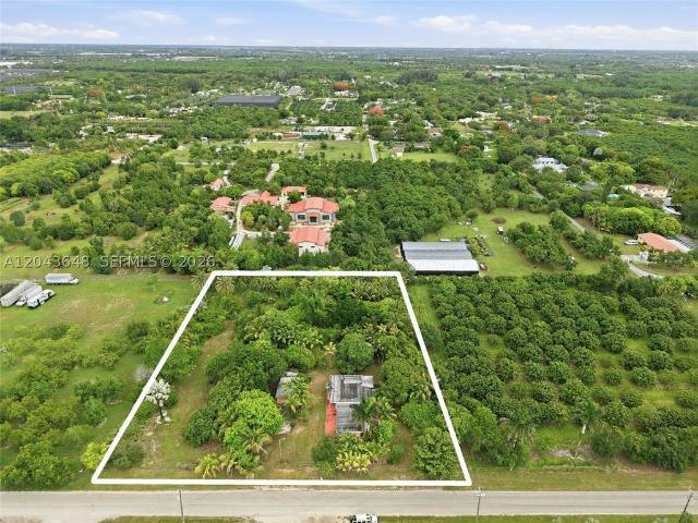 3 bedroom luxury Villa for sale in Homestead, Florida
