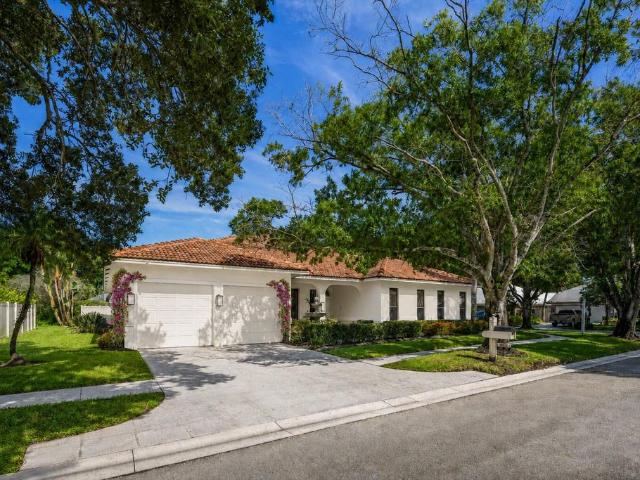 3 bedroom luxury Villa for sale in Jupiter, Florida
