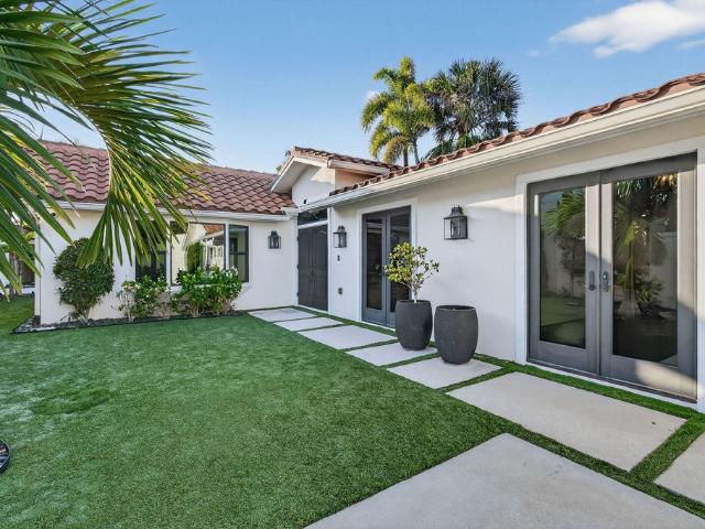 3 bedroom luxury Villa for sale in Jupiter, Florida