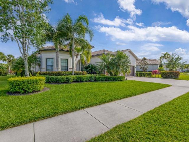 3 bedroom luxury Villa for sale in Jupiter, Florida
