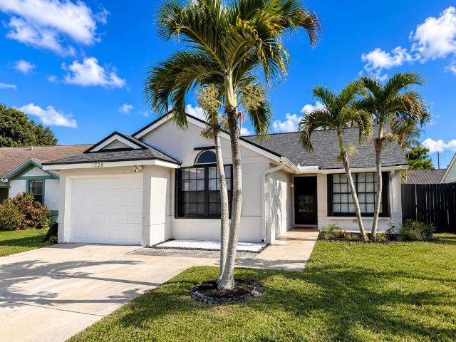 3 bedroom luxury Villa for sale in Jupiter, Florida