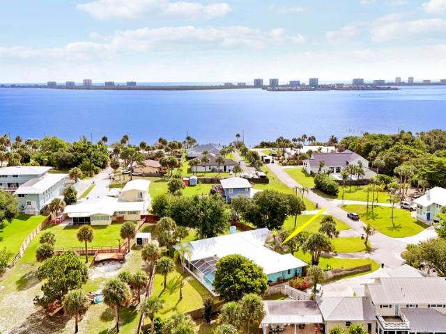 3 bedroom luxury Villa for sale in Jensen Beach, Florida
