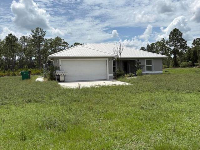 3 bedroom luxury Villa for sale in LaBelle, Florida