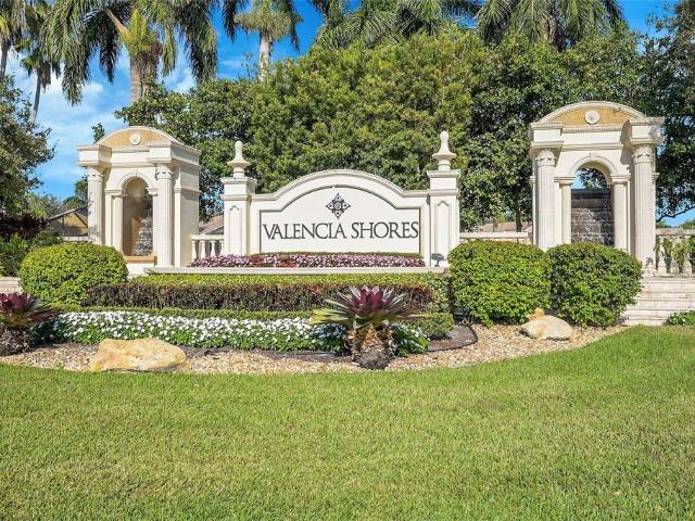 3 bedroom luxury Villa for sale in Lake Worth, Florida