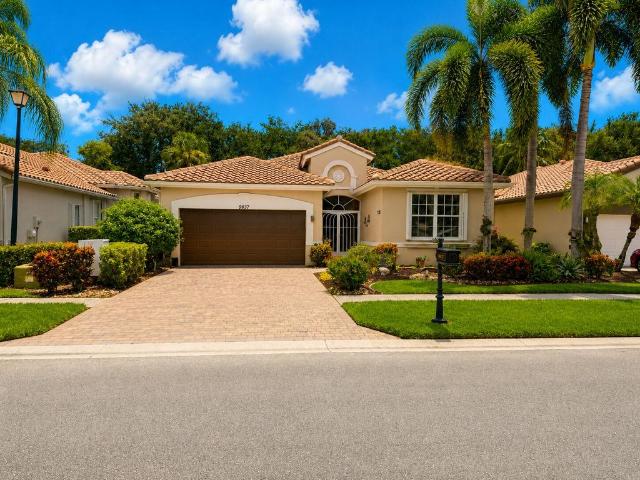 3 bedroom luxury Villa for sale in Lake Worth, Florida