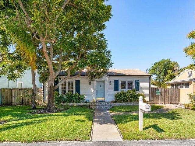 Luxury Villa for sale in Lake Worth, Florida