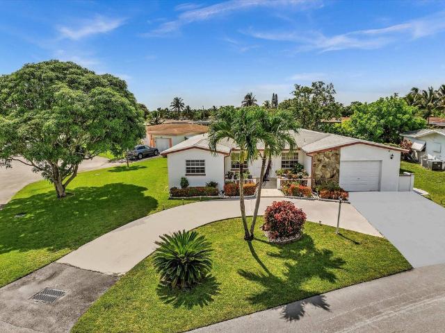 Luxury Villa for sale in Lauderdale Lakes, Florida