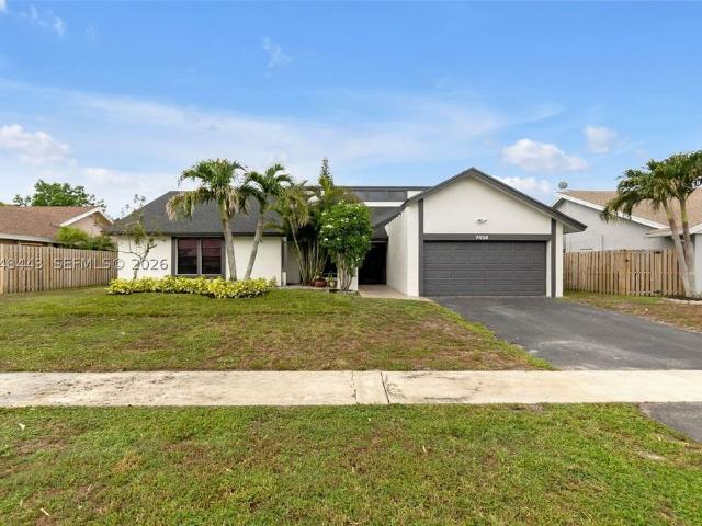 3 bedroom luxury Villa for sale in Lauderhill, Florida
