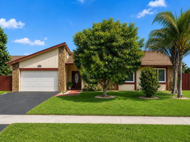3 bedroom luxury Villa for sale in Lauderhill, United States