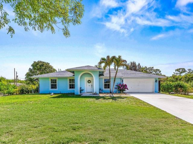 3 bedroom luxury Villa for sale in Loxahatchee Groves, Florida