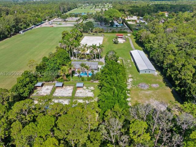 3 bedroom luxury Villa for sale in Loxahatchee Groves, Florida