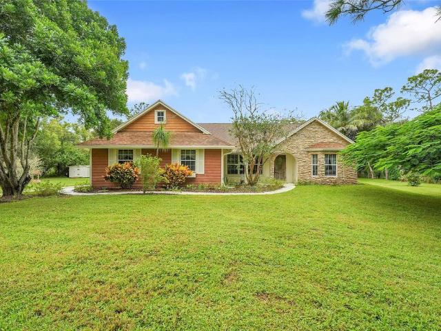 3 bedroom luxury Villa for sale in Loxahatchee Groves, Florida