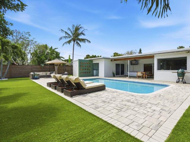 3 bedroom luxury Villa for sale in Palm Beach Gardens, Florida