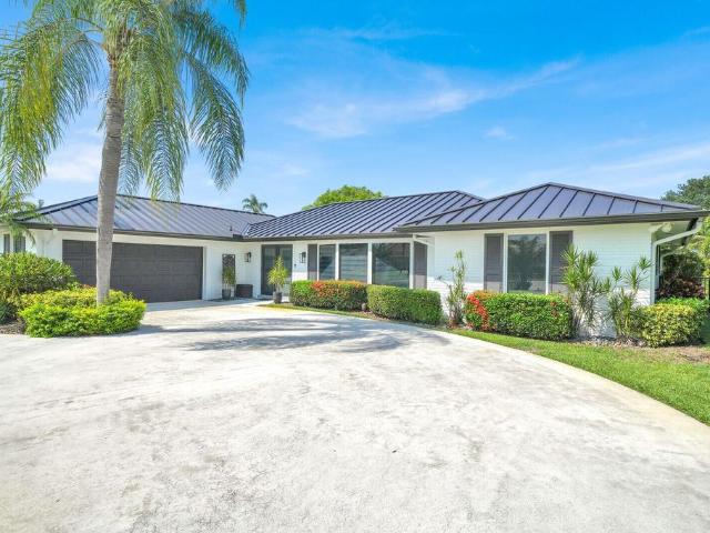 3 bedroom luxury Villa for sale in Palm Beach Gardens, Florida