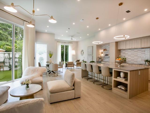 3 bedroom luxury Villa for sale in Palm Beach Gardens, Florida